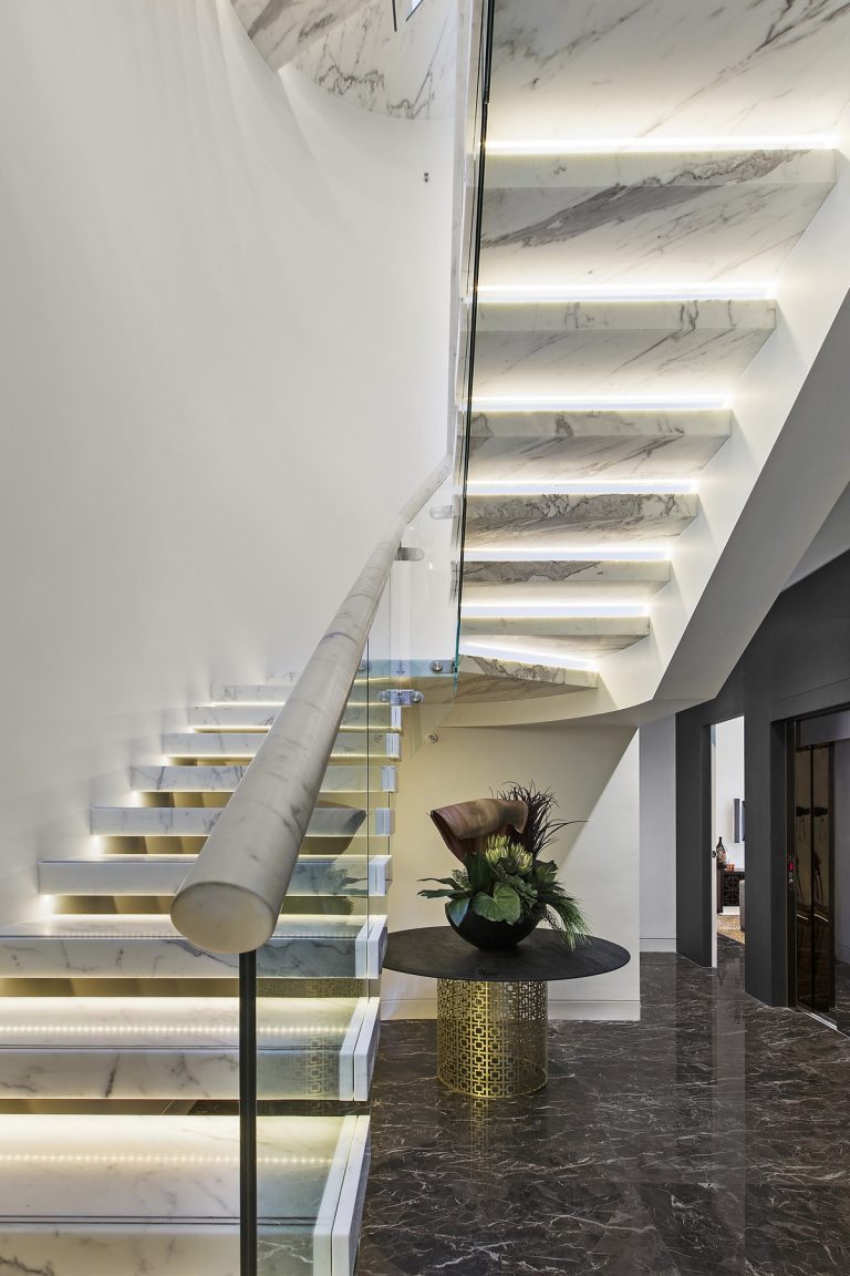 STUNNING STAIRS, FEATURE STAIRCASES