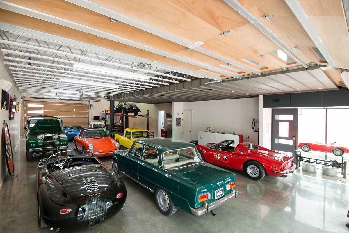 CAR LOVERS DREAM HOME, ULTIMATE HOME GARAGE
