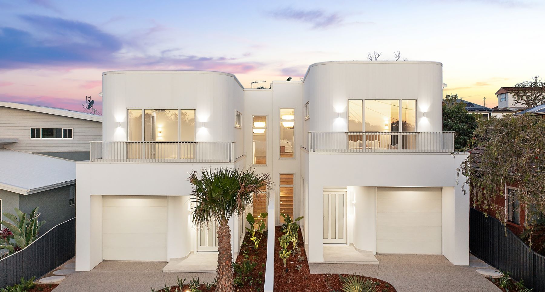 Nirvana - Luxury Rose Bay Duplexes Built By The Girls - Custom Homes