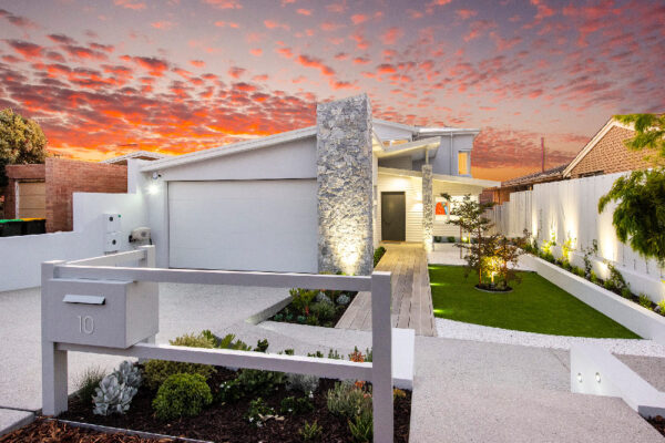 Perth's Feature Stone Specialists - Custom Homes