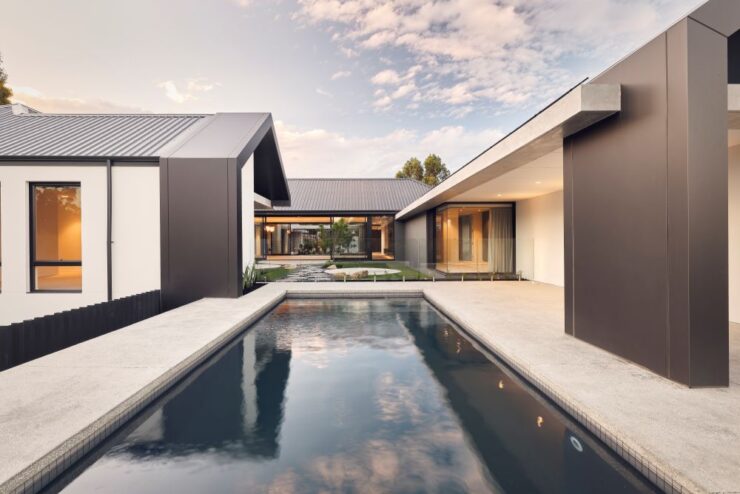 Luxury Single Storey Home Designed With Creative Freedom