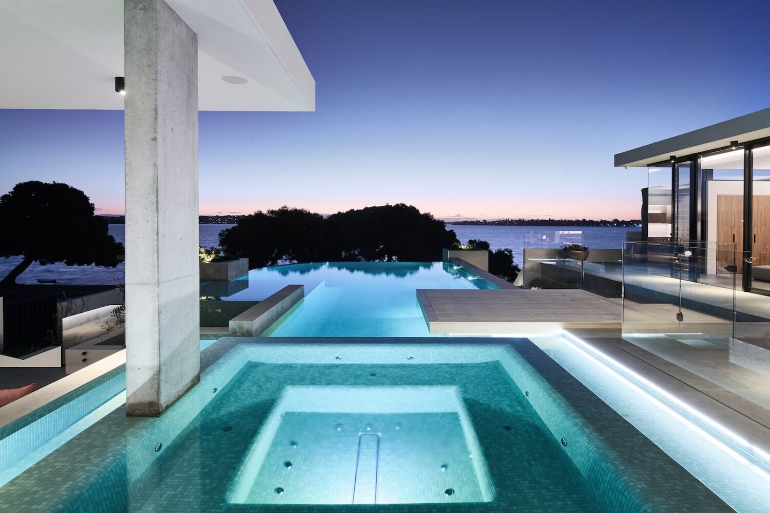 Award Winning Pools Perth, Luxury Outdoor Living, Custom Pools Perth