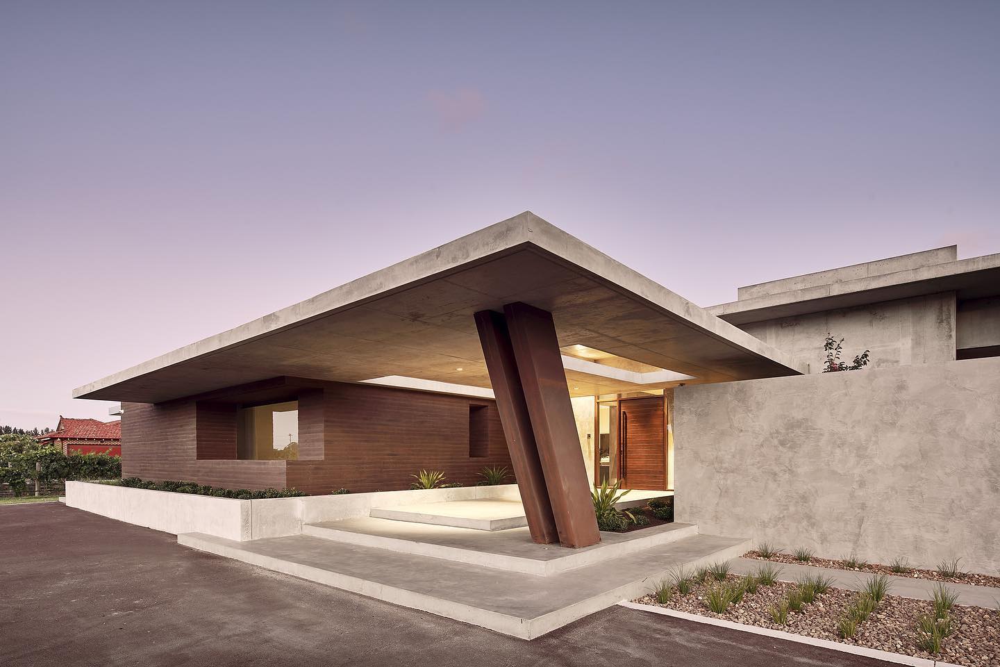 Giorgi - Custom Homes Magazine