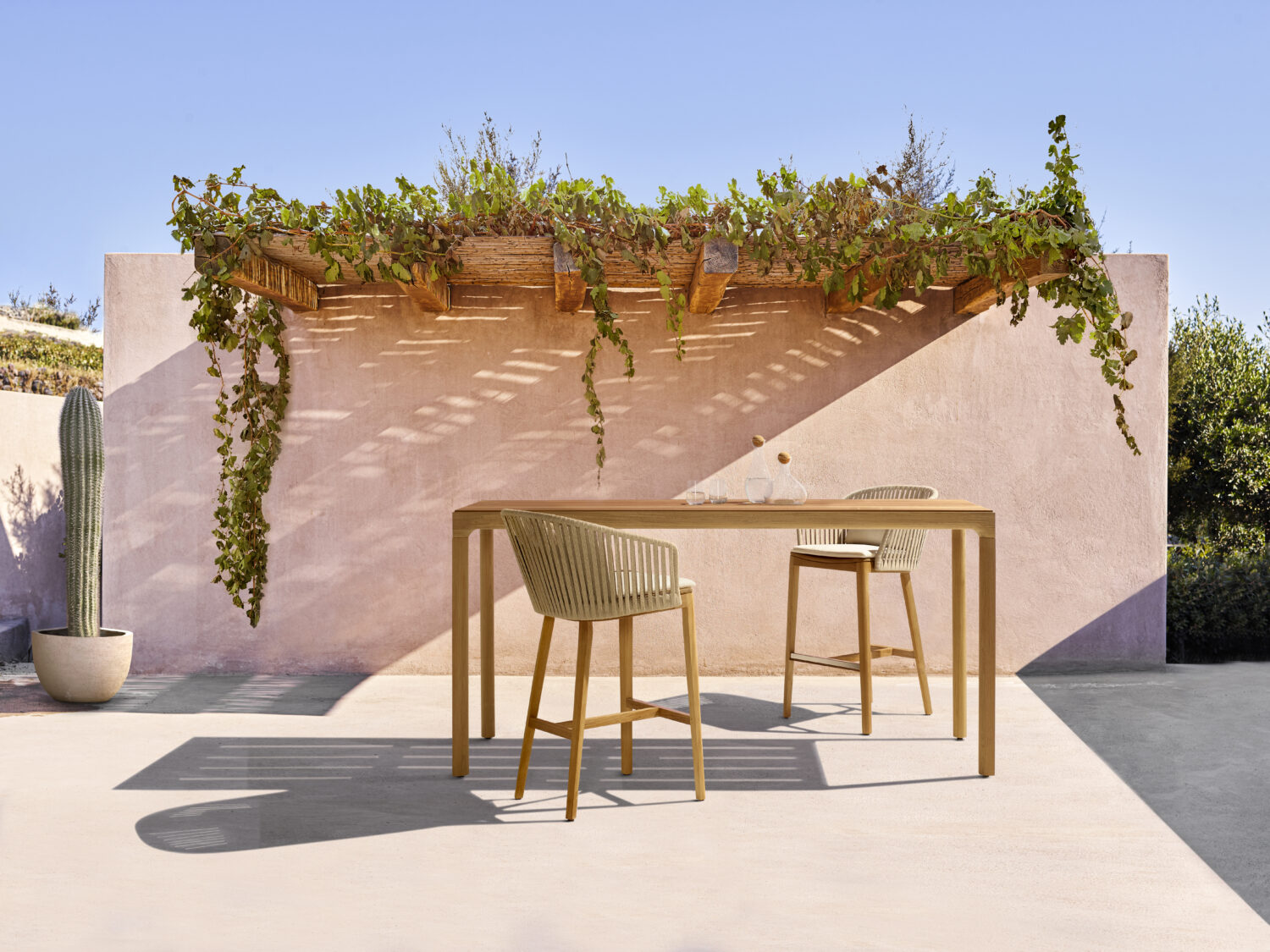 Cosh Living - Designer Indoor & Outdoor Furniture - Luxury