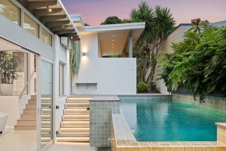 Plantwalls Perth, Tropical Transformation East Fremantle